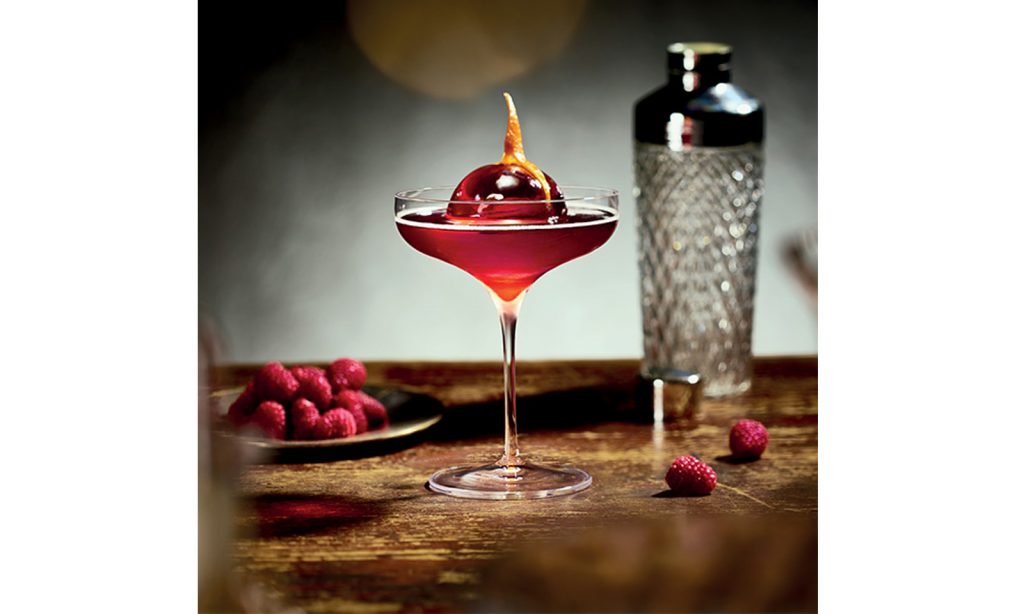 Campari Red Hand Cocktail - The 19th Hole Magazine