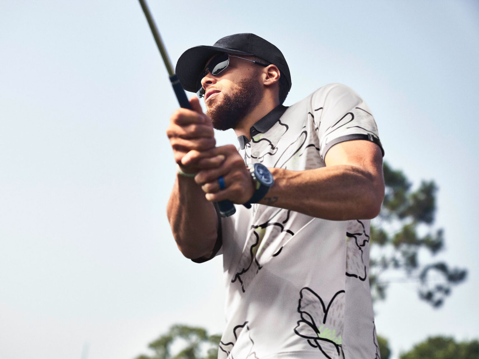 Golf style - Curry's Signature Golf Style Returns to The Course