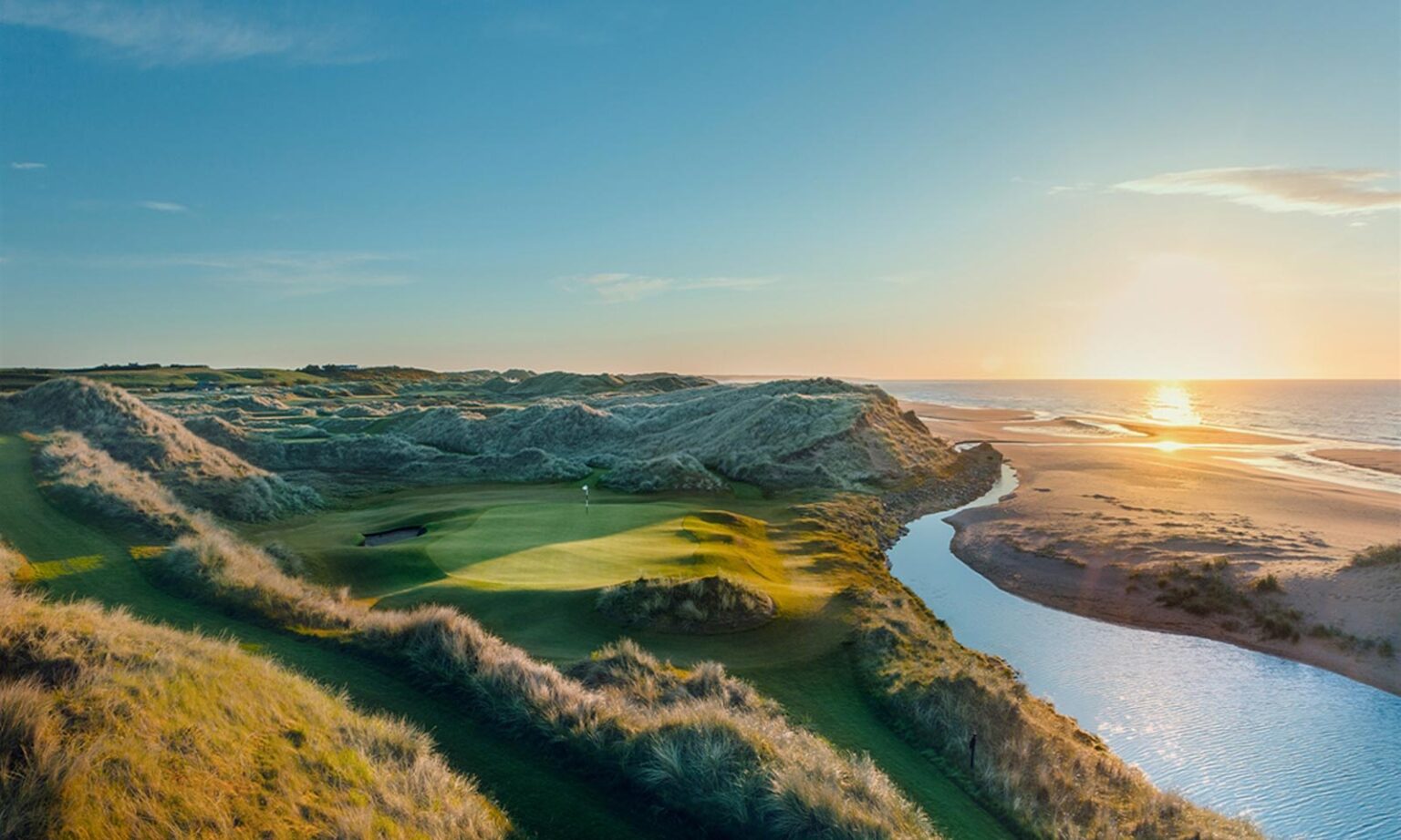 Top 10 British Golfing Gems for Your Bucket List - The 19th Hole Magazine